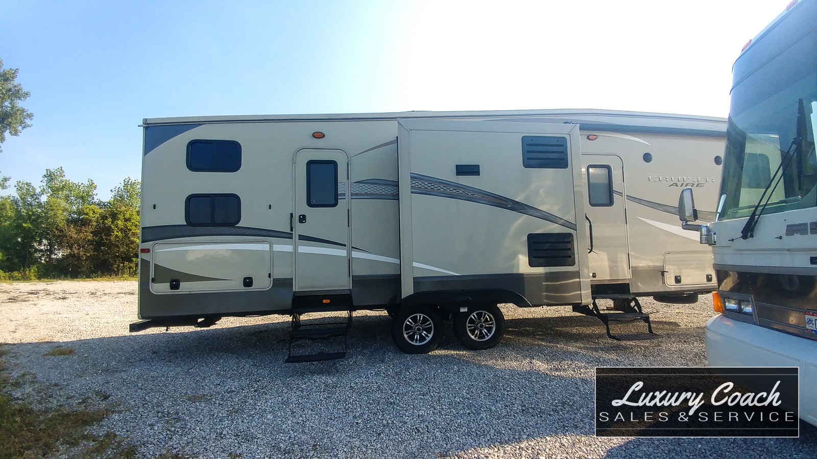 2017 Crossroads Cruiser For Sale REDUCED $27,995 | Luxury Coach
