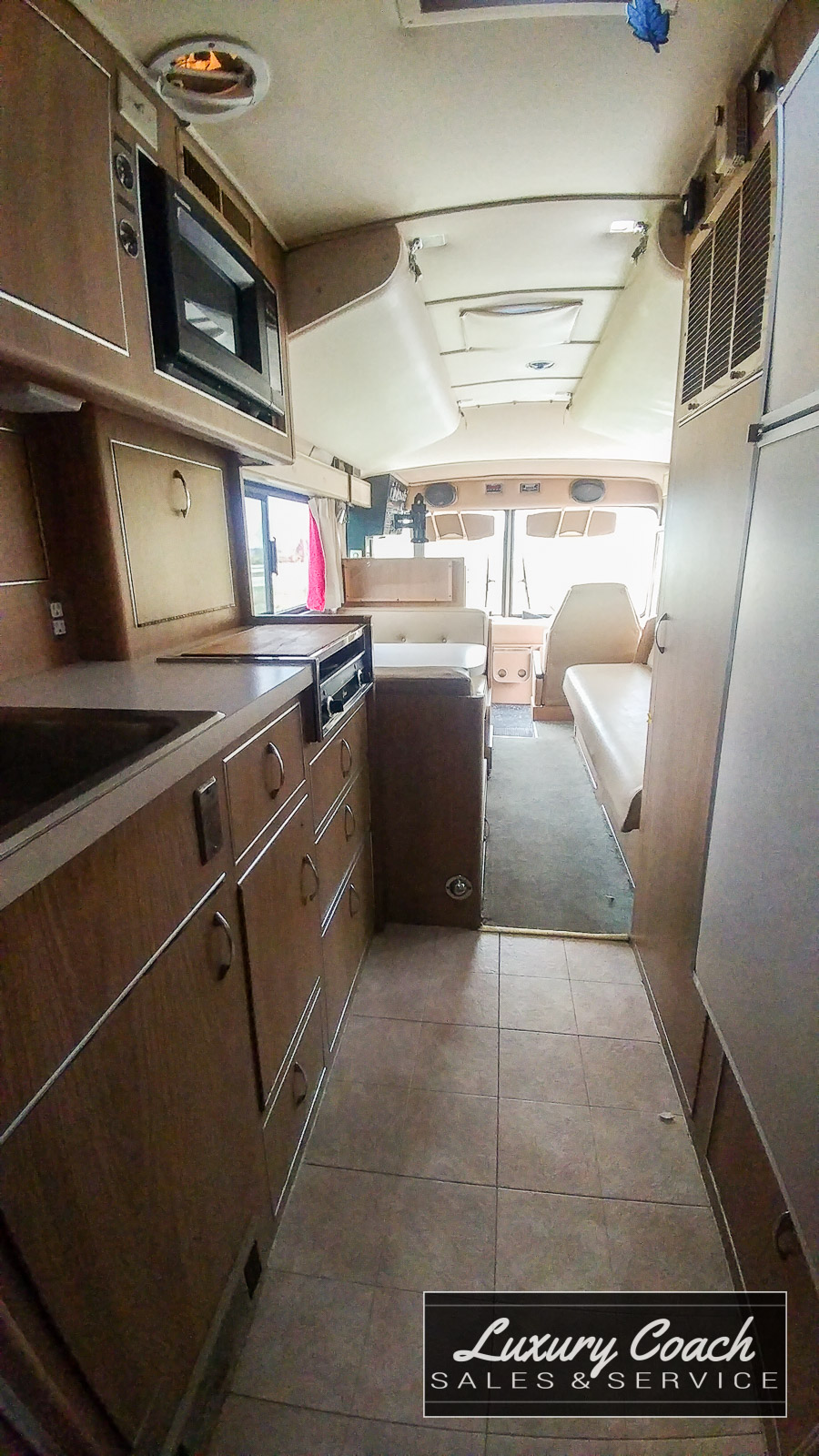 1975 MCI MC8 Custom Coach - $19,500 | Luxury Coach