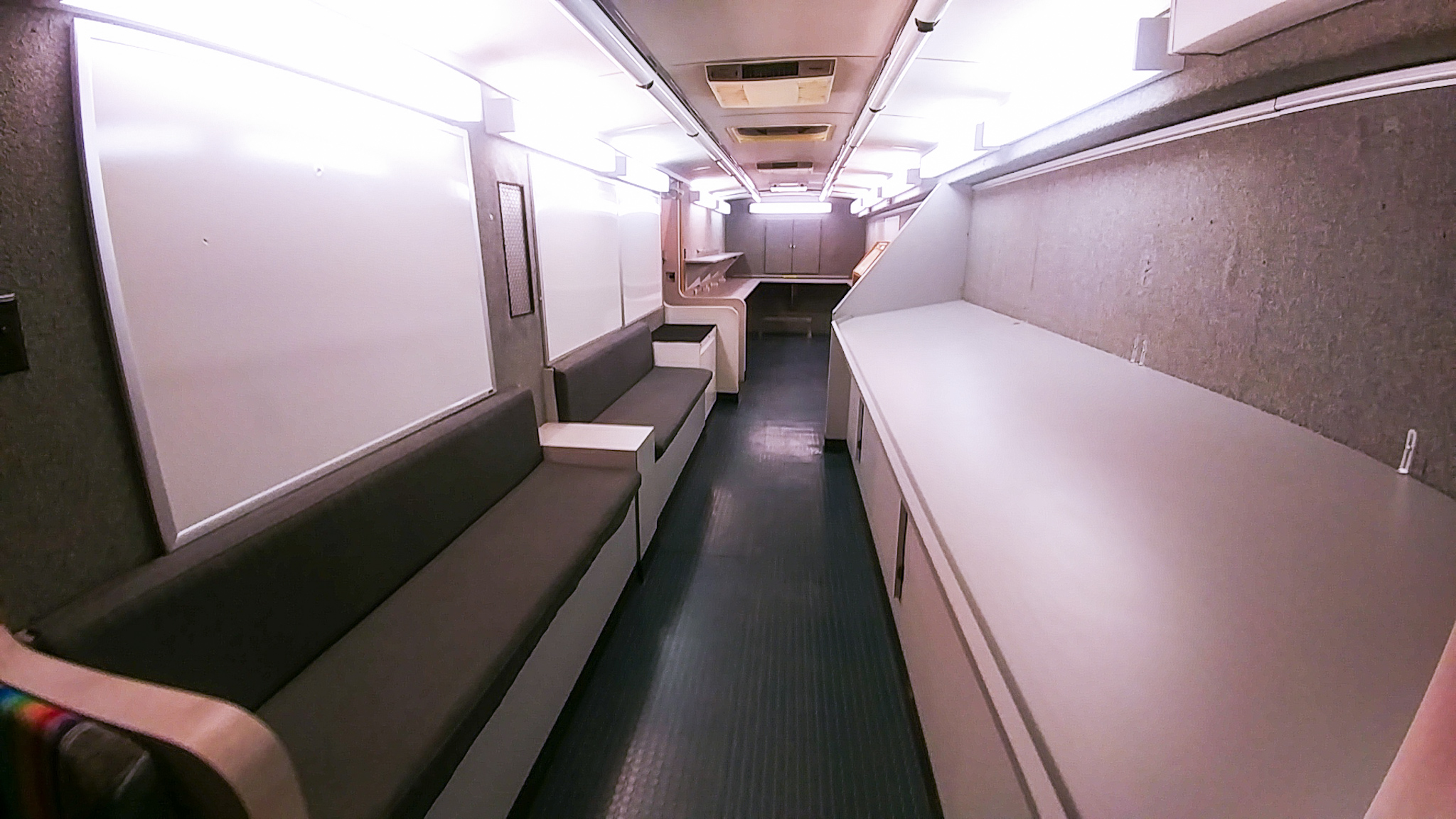 SOLD: $39,900 1993 Prevost Command Center Le Mirage XL