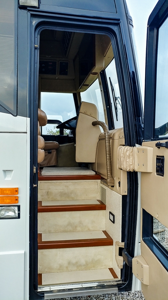 2001 Prevost H3-45 Custom Coach - Luxury Coach Sales & Service